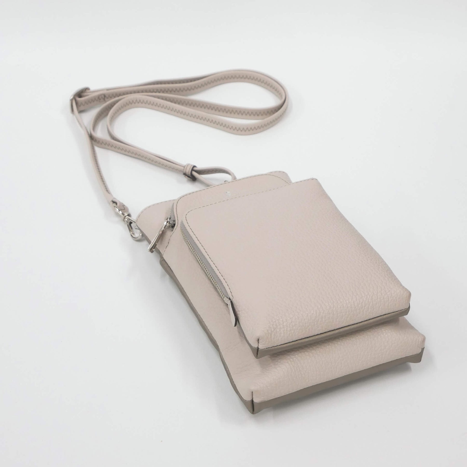 スリムポシェット Comfy 6701 – ペレボルサ公式オンラインショップ